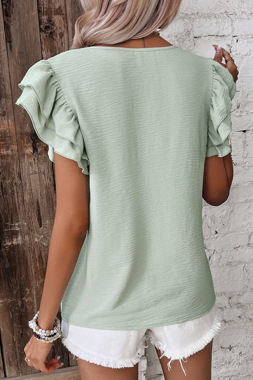 US$ 4.6 Drop-shipping Clearly Aqua Solid Color Ruffled Short Sleeve Casual Blouse for Women
