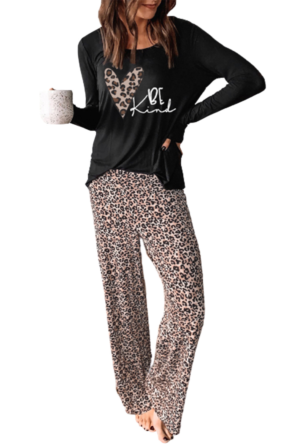 US$ 12.63 Drop-shipping Leopard Heart Be Kind Print Long Sleeve Top and ...