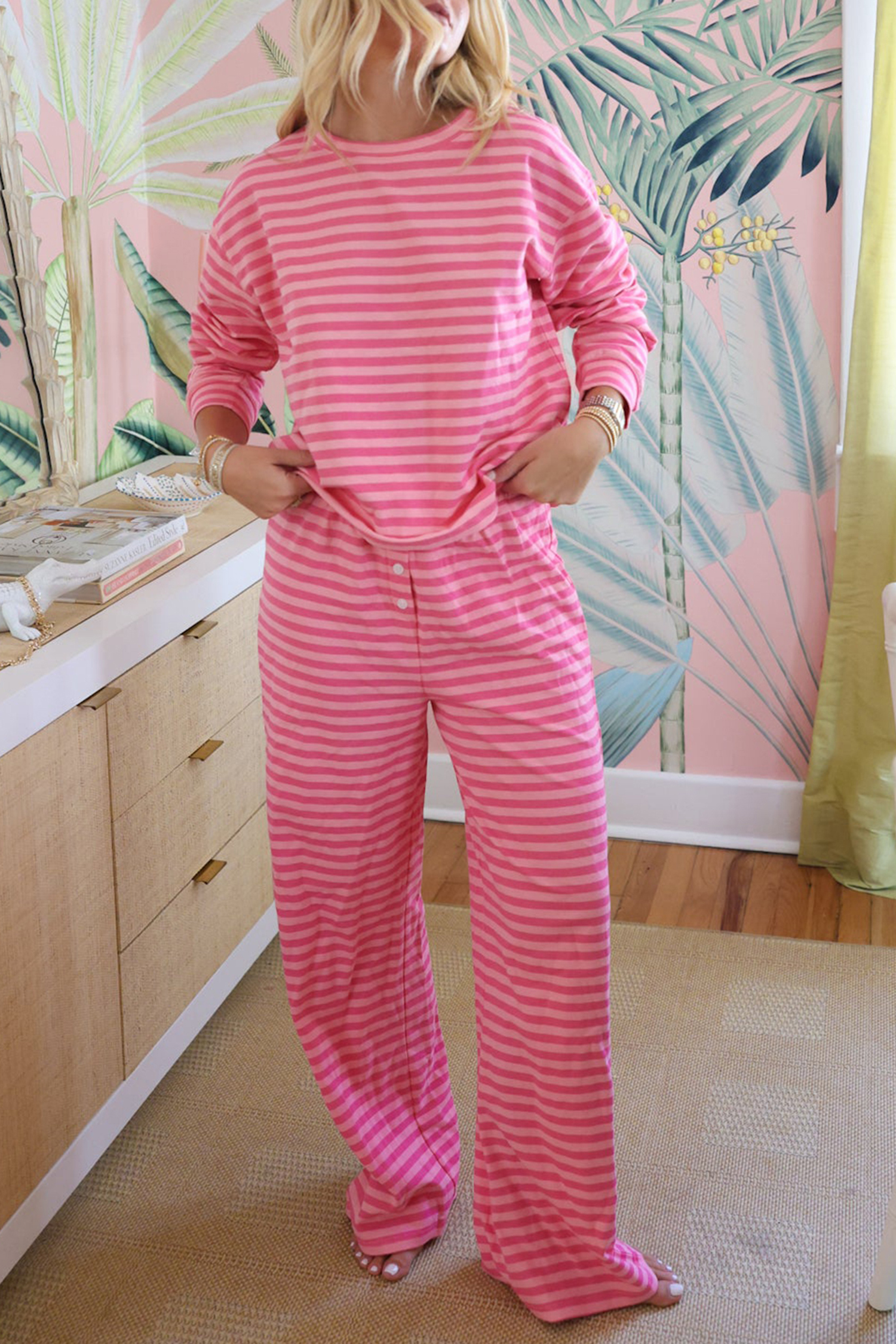 US$ 13.91 Drop-shipping Rose Stripe Drop Shoulder Round Neck Top and ...