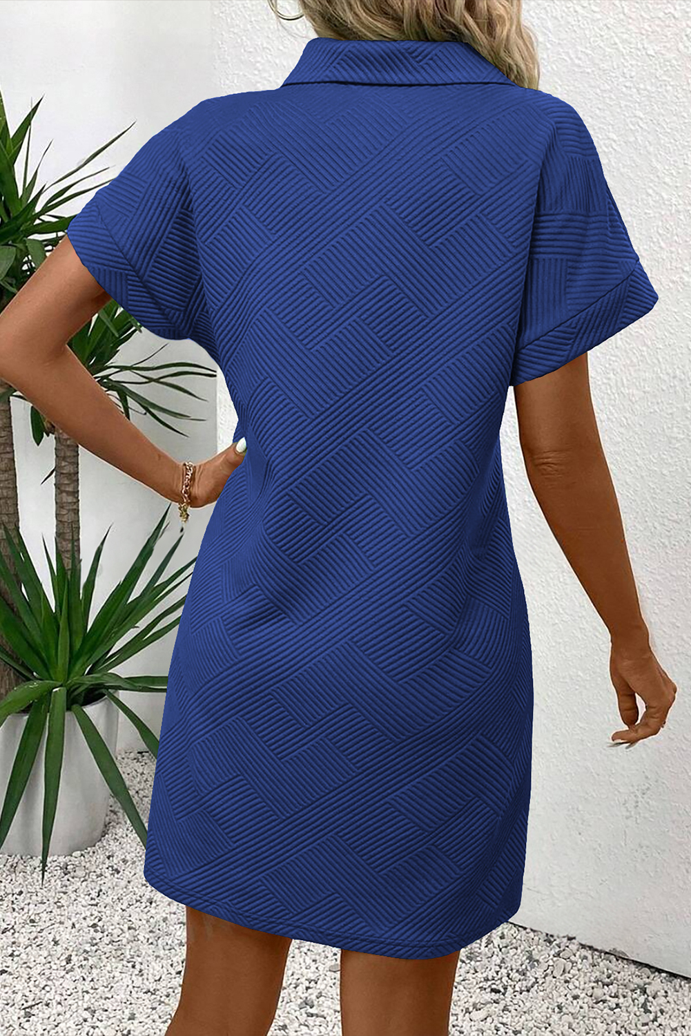US$ 9.93 Drop-shipping Sky Blue Solid Color Textured Short Sleeve A ...